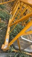 China Safety Assurance New and Used Tower Crane Zoomlion 6015 Mobile Tower Crane for sale