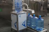 China 5 Gallon Water Bottling Filling Machine PLC Control 60-1200 BPH 304 Stainless Steel for sale