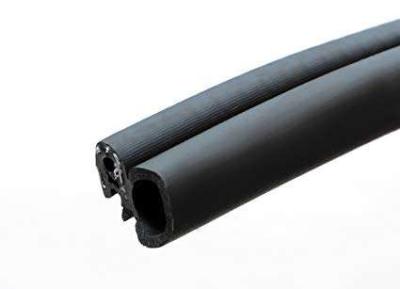 China 3.5mm Thick EPDM Rubber Sealing Strip , Weather Stripping Door Seal Strip 3m for sale