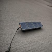 China USB 100 Watt Portable Solar Panel UN38.3 Foldable Solar Charger for sale
