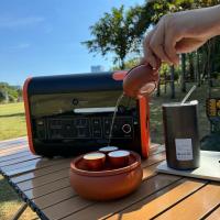 China 2200W 110V-220V Multi-Functional Portable Solar Power Station with Aii AC Outlet Type for sale