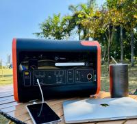 China 1800W 2000W 2200W Portable Power Station 2kw with Lithium LiFePO4 Battery AT22 Black for sale