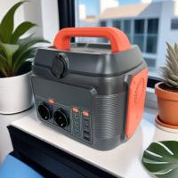 China 600W Portable Power Station Removable 576wh/14.4V/40ah Battery Capacity Solar Generator for sale
