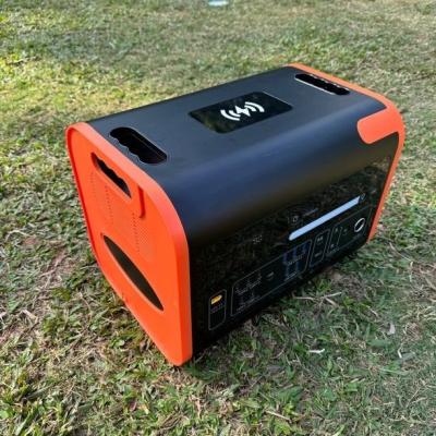 China LiFePO4 600W 200W 2kw Portable Mobile Power USB Charger Outdoor Solar Power Station for sale