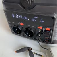 China Emergency Power Bank 600W Portable Energy Storage Power Station with Long Cycle Life for sale