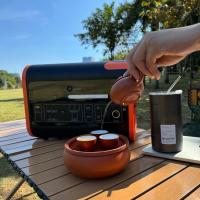 China CE Un38.3 MSDS Certified 230V 300W-2200W Solar Power Station for Outdoor Enthusiasts for sale
