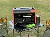 China 800W Solar Charging Black and Orange Outdoor Camping Portable Energy Hub 2kw Power Station for sale