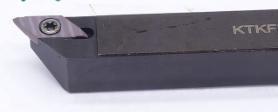 China CDQ Sharpening Diamond Tipped Lathe Inserts Carbide Grooving Insert TKF16R300-S16R for sale