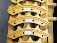 China erpillar Bulldozer Undercarriage Parts Sprocket Segment D3K D4K D4H for sale