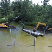 China Amphibious Excavator Backhoe Dredging Excavating Machine Floating Pontoon Undercarriage for sale