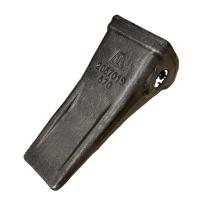 China Forged Steel Excavator Bucket Teeth Komatsu PC200 205-70-19570 Adaptor Heavy Duty for sale