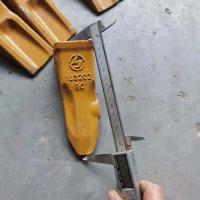 China Q345B 20ton Excavator Bucket Tooth Pin Stiff Hard Wear Resistant for sale