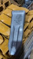 China High Quality Forged Alloy Steel Rock Bucket Teeth For  E320 Excavator IU3352 for sale