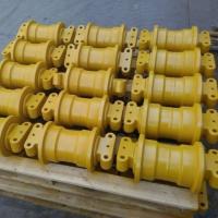 China 35MnB Excavator Undercarriage Parts Bottom Roller Top Roller Idler Sprocket for sale
