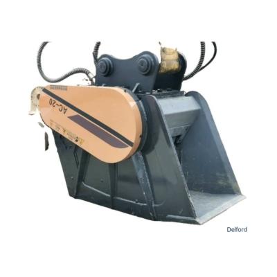 China Hydraulic Crusher Bucket For Excavator 25ton High Vibration Frequency Crushing Rocks for sale