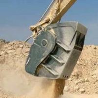 China Customized   Excavator Bucket Stone Crusher Attachment for 20tons excavators Rock Breaking Q355B for sale