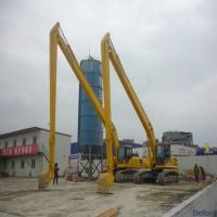 China Extended Excavator Boom Arm 2 Or 3 Section 12m To 45m including Cylinder for sale