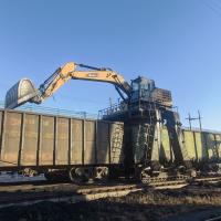 China Excavator Extended Legs For 20 Ton Excavator Work  On Both Shallow Water And Deep Water Straddle Carrier For Material Unloading for sale
