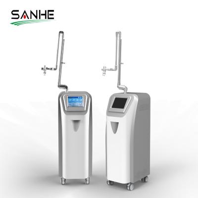 China 40W RF Metal Tube CO2 Fractional Laser Machine for Skin Resurfacing Vaginal Tightening for sale
