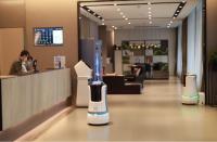 China Hotel serve Delivery Robot Robot Elevator Obstacle Avoidance 48kg Net weight for sale