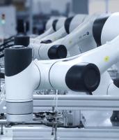 China Hand Guided Learning Industrial Robot CR Cobots Load 3KG Flexible Deployment for sale