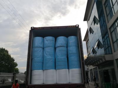 China 17.5cm 20GSM Non Woven Polypropylene Fabric Rolls for sale