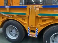 China CIMC 6-axis 60 T 80 120 Tons Lowbed Semi Trailer for sale