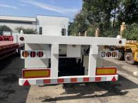 China Can pull 2040 feet of international containers made of high-strength steel multi-functional flat semi-trailer for sale