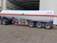 China The latest process design of CIMC is a three-axis liquid medium semi-trailer made of high-strength steel. for sale