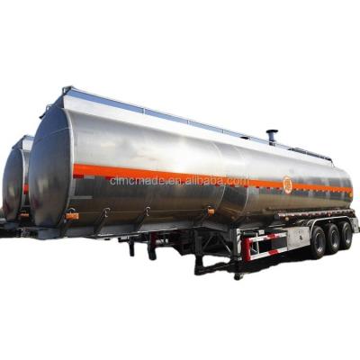 China The latest process design of CIMC is a three-axis liquid medium semi-trailer made of high-strength steel. for sale