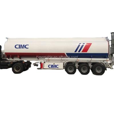 China The latest process design of CIMC is a three-axis liquid medium semi-trailer made of high-strength steel. for sale
