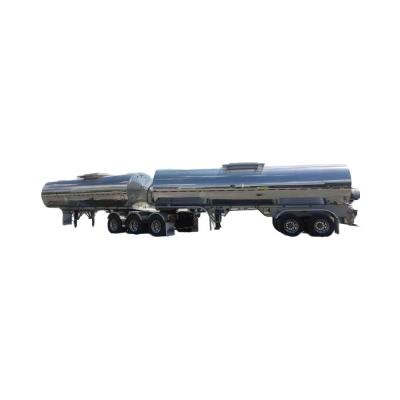 China CIMC Advanced B-Tank Fuel Tanker Semi Trailer: Engineered for Safe, Efficient Transportation of Liquid with Enhanced Capacity for sale