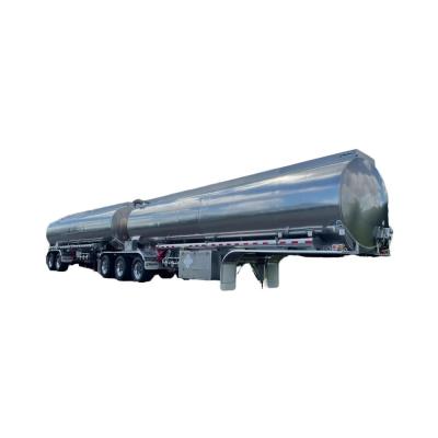 China CIMC Super B- Semi-Trailer Fuel Tank Made of Steel for sale