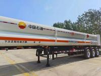 China CIMC 3 Axles 8000L/5500L/7000L/7500L Gasoline and Diesel 4 compartments design 28 KL Steel Fuel hydraulic Tank Trailer for sale