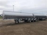 China CIMC New Design Super B-Tank Diesel Fuel Tanker Truck Wheel for Oil, Water, Chemical Storage & Refueling Steel Storage for sale