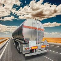 China Manufacturer Customized 3-Axis Aluminum Alloy Oil Tanker Truck  Semi-Trailer for sale