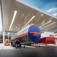 China 3-axle Aluminum Alloy Oil Tanker Truck CIMC China Truck Oil Tanker Truck Safety Guaranteed for sale