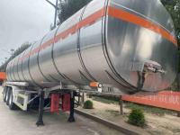 China Fuel Tanker Semi Trailer: Designed for Safe and Efficient Transportation of Liquid Fuel and Hazardous Materials for sale