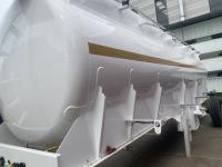 China CIMC Water Milk Diesel Gasoline Edible Oil Petroleum Liquid Transport Fuel Tank Truck for sale