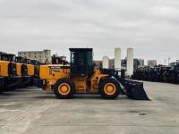 China High-Performance Wheel Loader Hyundai Durable Construction Machinery for sale