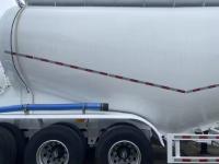 China CIMC 3 Axis High Strength Powder Tanker With Diesel Engine Unit Semi Trailer for sale