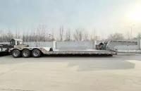 China 3 Axle 80t Customize Mechanical Suspension Detachable Gooseneck Lowbed Trailer for sale