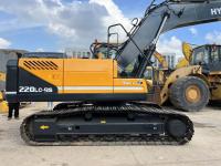 China High Performance HX220HD Excavator Durable Construction Machinery Heavy Duty Digging Earth Moving for sale