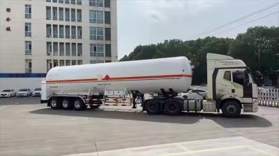China CIMC S30408 Q345R 3 Axles air Suspension Yosts Landing Leg 50# Traction Pin LNG Tanker Truck for sale