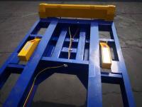 China CIMC Factory Direct Vehicle Quality Products 3-axle Skeleton Semi-trailer for sale