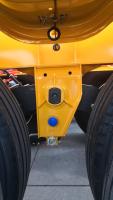 China CIMC Vehicle Quality Products Factory 3 Axle Skeleton Semi-trailer for sale
