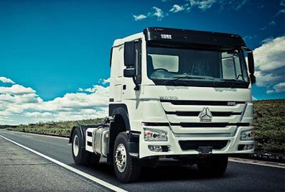 China Howo 6*4 Tractor Trucks For Heavy-Duty Commercial Vehicles for sale