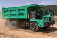 China MANUAL TRANSMISSION TYPE WIDE BODY MINING DUMP TRUCK 6x4 2 PASSENGERS for sale