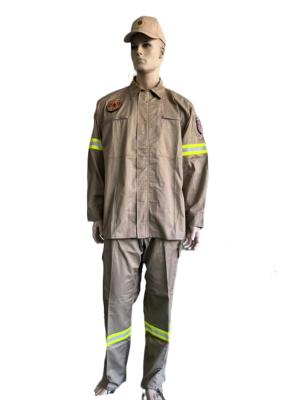 China Professional Fire Fighting Suit 0.5kg Waterproof Flame-Retardant Emergency Rescue Uniform S-4XL for sale