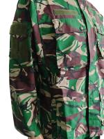 China Custom Military Tactical Uniform Waterproof Camouflage with MOLLE System - XS to 3XL Sizes, 2000 MOQ for sale